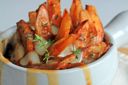 Cheater’s Poutine (Smoked Paprika Fries with Brown Gravy and Mozzarella ...